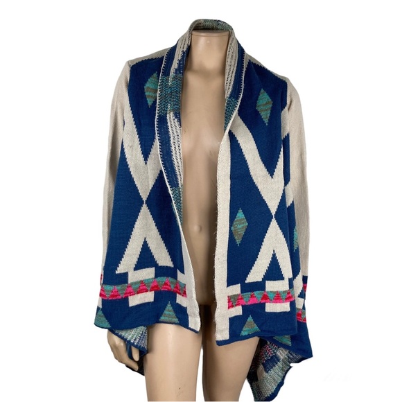 Lulumari | Sweaters | Lulumari Poncho Style Sweater | Poshmark